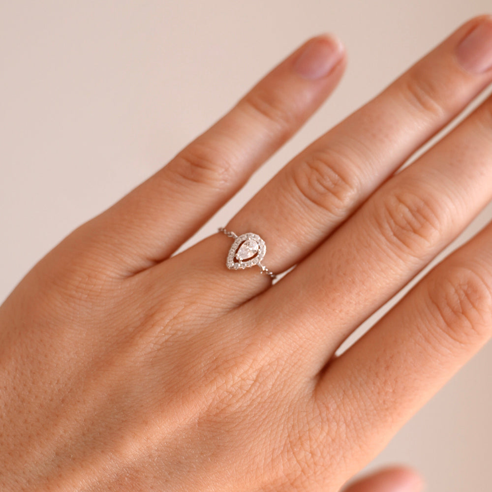 Quelles sont les tendances bijoux 2025 ? Les styles à adopter cette an ...